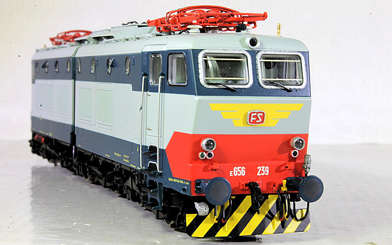 Nuove E656 Rivarossi – Dentro le mura di Valest Elor